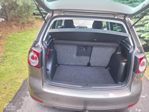 Brown Volkswagen Golf Plus 2012 in Utena, with an engine capacity of 1.60 L and mileage of 202 thousand km for 4600 €, photo 7 on AUTOMOTO.COM.LV