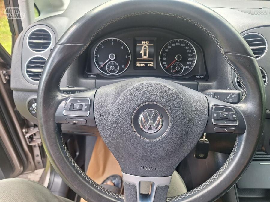 Brown Volkswagen Golf Plus 2012 in Utena, with an engine capacity of 1.60 L and mileage of 202 thousand km for 4600 €, photo 11 on AUTOMOTO.COM.LV
