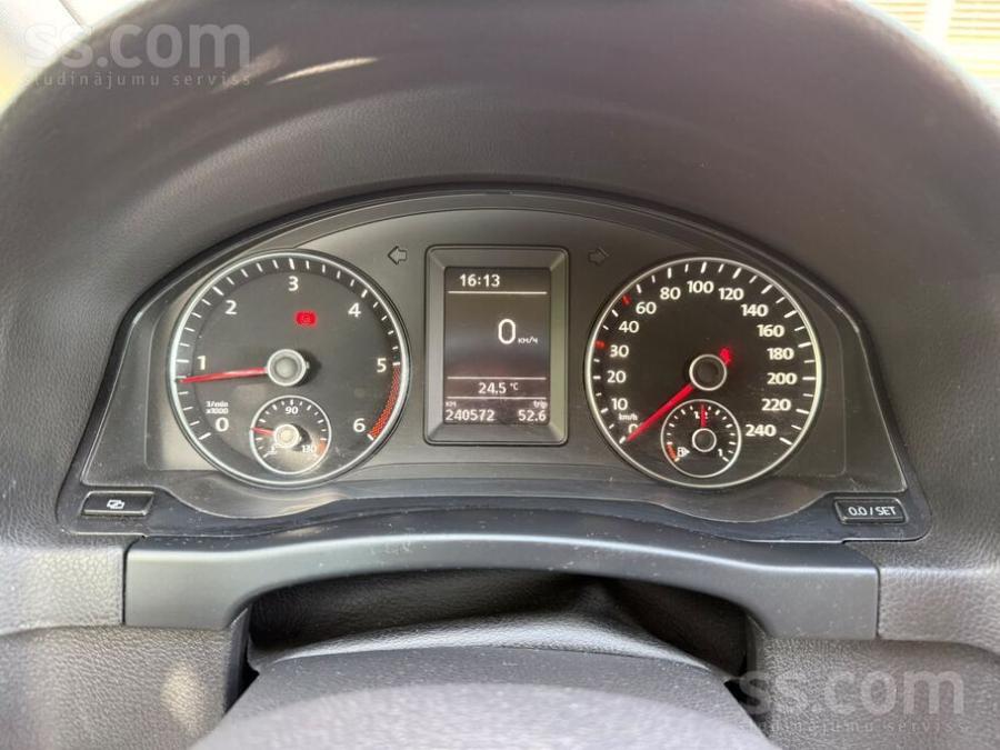 Brūns Volkswagen Golf Plus 2012 Rīga, ar dzinēja tilpumu 2.00 L un nobraukumu 241 tūkst. km par 4700 €, foto 8 vietnē AUTOMOTO.COM.LV