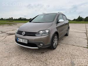 Brūns Volkswagen Golf Plus 2012 Rīga, ar dzinēja tilpumu 2.00 L un nobraukumu 241 tūkst. km par 4700 €, foto 22 vietnē AUTOMOTO.COM.LV