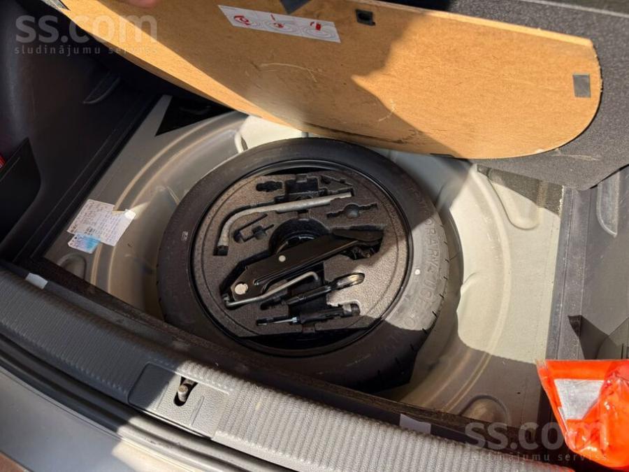 Brūns Volkswagen Golf Plus 2012 Rīga, ar dzinēja tilpumu 2.00 L un nobraukumu 241 tūkst. km par 4700 €, foto 23 vietnē AUTOMOTO.COM.LV