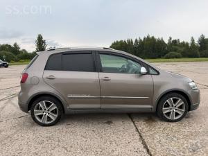 Brūns Volkswagen Golf Plus 2012 Rīga, ar dzinēja tilpumu 2.00 L un nobraukumu 241 tūkst. km par 3950 €, foto 5 vietnē AUTOMOTO.COM.LV