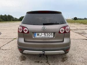 Brūns Volkswagen Golf Plus 2012 Rīga, ar dzinēja tilpumu 2.00 L un nobraukumu 241 tūkst. km par 3950 €, foto 23 vietnē AUTOMOTO.COM.LV