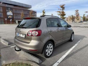 Brown Volkswagen Golf Plus 2012 in Klaipeda, with an engine capacity of 1.60 L and mileage of 348 thousand km for 4490 €, photo 6 on AUTOMOTO.COM.LV
