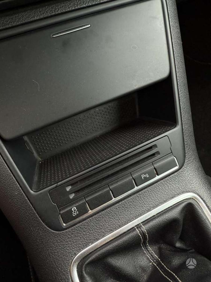 Brown Volkswagen Golf Plus 2012 in Klaipeda, with an engine capacity of 1.60 L and mileage of 348 thousand km for 4490 €, photo 14 on AUTOMOTO.COM.LV