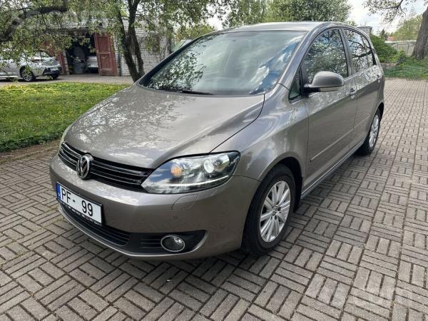 Brūns Volkswagen Golf Plus 2012 Rīga, ar dzinēja tilpumu 1.40 L un nobraukumu 225 tūkst. km par 6200 €, foto 3 vietnē AUTOMOTO.COM.LV