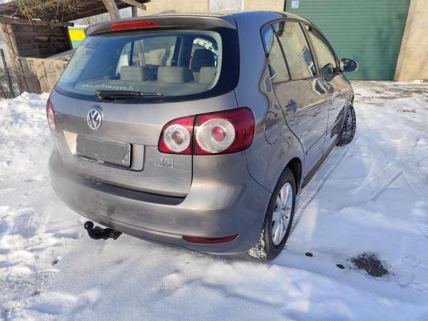 Brown Volkswagen Golf Plus 2013 in Alytus, with an engine capacity of 1.20 L and mileage of 268 thousand km for 4650 €, photo 5 on AUTOMOTO.COM.LV