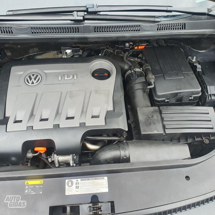 Brown Volkswagen Golf Plus 2013 in Klaipeda, with an engine capacity of 2.00 L and mileage of 269 thousand km for 5650 €, photo 19 on AUTOMOTO.COM.LV