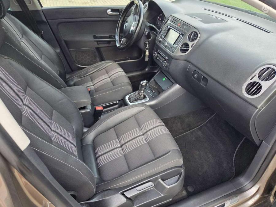 Brown Volkswagen Golf Plus 2013 in Kaisiadorys, with an engine capacity of 1.97 L and mileage of 221 thousand km for 6150 €, photo 12 on AUTOMOTO.COM.LV