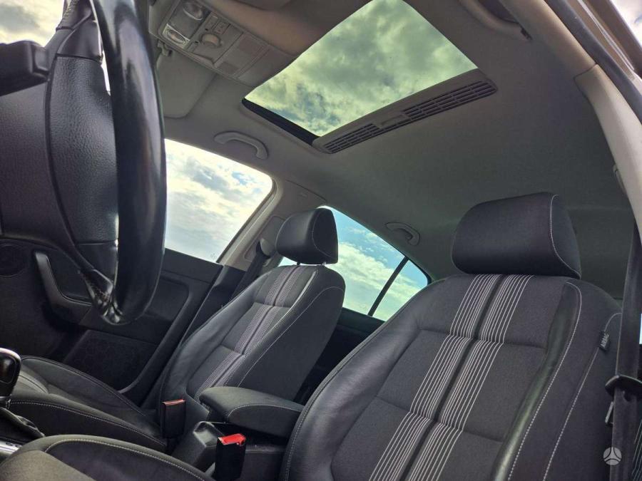Brown Volkswagen Golf Plus 2013 in Kaisiadorys, with an engine capacity of 1.97 L and mileage of 221 thousand km for 6150 €, photo 14 on AUTOMOTO.COM.LV