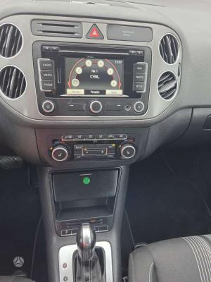Brown Volkswagen Golf Plus 2013 in Kaisiadorys, with an engine capacity of 1.97 L and mileage of 221 thousand km for 6150 €, photo 16 on AUTOMOTO.COM.LV