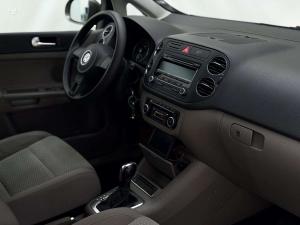 Brūns Volkswagen Golf Plus 2010 Viļņa, ar dzinēja tilpumu 1.40 L un nobraukumu 217 tūkst. km par 4650 €, foto 16 vietnē AUTOMOTO.COM.LV