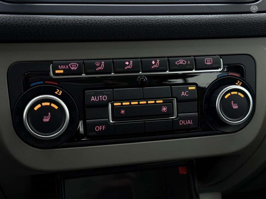 Brūns Volkswagen Golf Plus 2010 Viļņa, ar dzinēja tilpumu 1.40 L un nobraukumu 217 tūkst. km par 4650 €, foto 23 vietnē AUTOMOTO.COM.LV