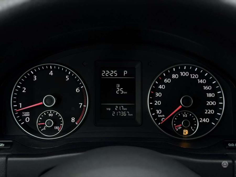 Brūns Volkswagen Golf Plus 2010 Viļņa, ar dzinēja tilpumu 1.40 L un nobraukumu 217 tūkst. km par 4650 €, foto 25 vietnē AUTOMOTO.COM.LV