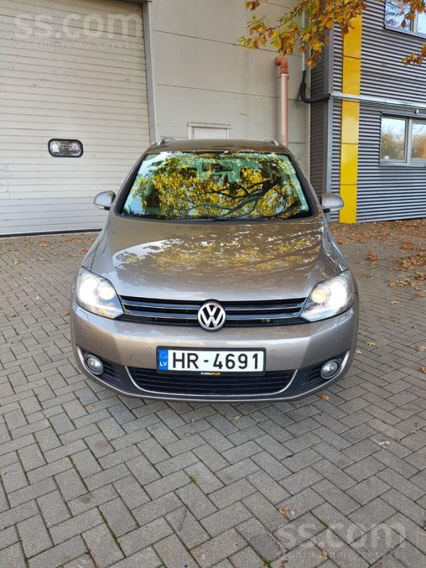 Brown Volkswagen Golf Plus 2011 in Riga, with an engine capacity of 1.40 L and mileage of 237 thousand km for 5700 €, photo 2 on AUTOMOTO.COM.LV