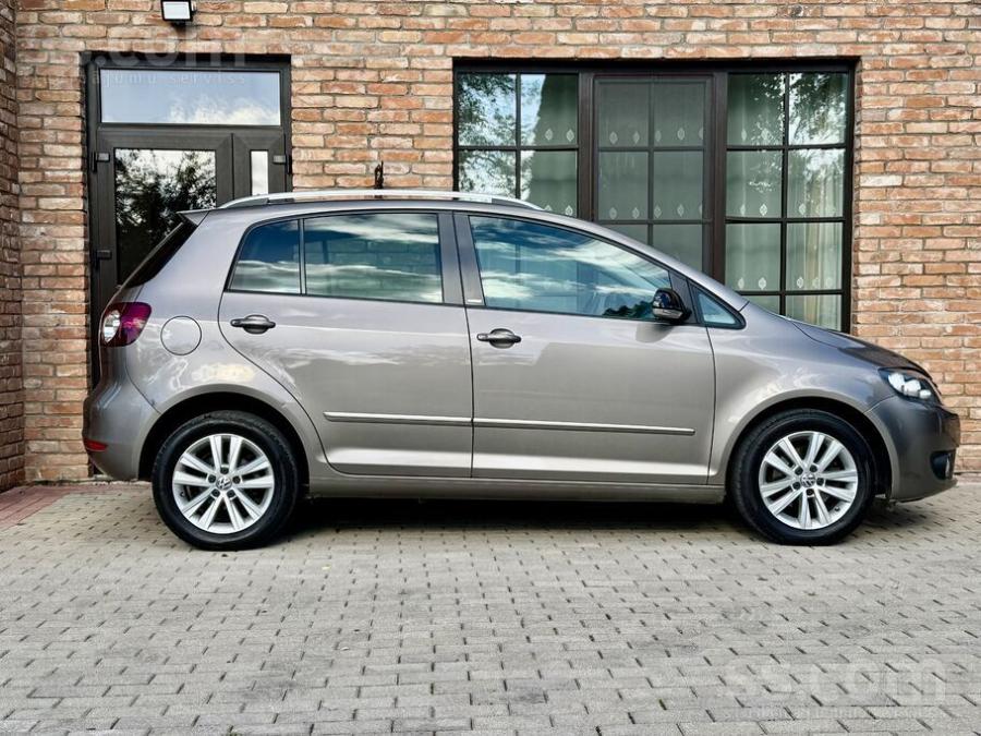Brūns Volkswagen Golf Plus 2011 Jelgava, ar dzinēja tilpumu 1.20 L un nobraukumu 0 tūkst. km par 4950 €, foto 6 vietnē AUTOMOTO.COM.LV