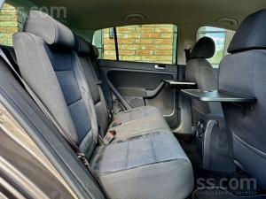 Brūns Volkswagen Golf Plus 2011 Jelgava, ar dzinēja tilpumu 1.20 L un nobraukumu 0 tūkst. km par 4950 €, foto 16 vietnē AUTOMOTO.COM.LV