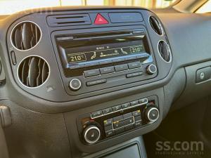 Brūns Volkswagen Golf Plus 2011 Jelgava, ar dzinēja tilpumu 1.20 L un nobraukumu 0 tūkst. km par 4950 €, foto 20 vietnē AUTOMOTO.COM.LV