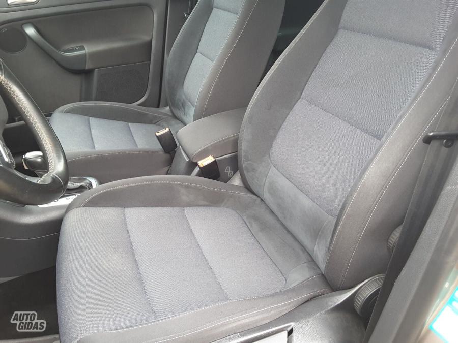 Brūns Volkswagen Golf Plus 2012 Kretinga, ar dzinēja tilpumu 1.40 L un nobraukumu 186 tūkst. km par 6300 €, foto 20 vietnē AUTOMOTO.COM.LV