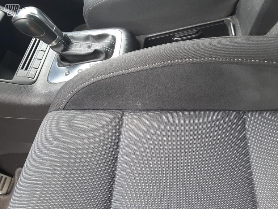 Brūns Volkswagen Golf Plus 2012 Kretinga, ar dzinēja tilpumu 1.40 L un nobraukumu 186 tūkst. km par 6300 €, foto 24 vietnē AUTOMOTO.COM.LV