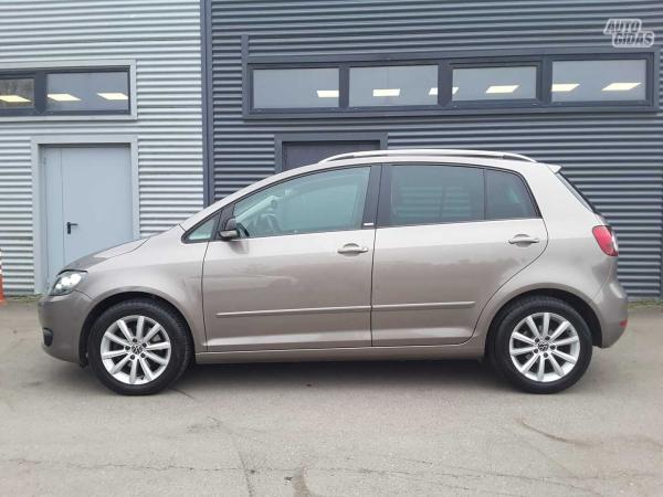 Brown Volkswagen Golf Plus 2012 in Kretinga, with an engine capacity of 1.40 L and mileage of 186 thousand km for 5999 €, photo 7 on AUTOMOTO.COM.LV