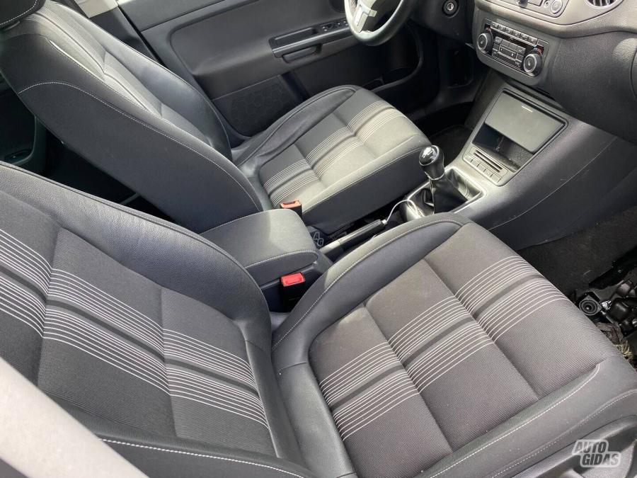 Brown Volkswagen Golf Plus 2012 in Raseiniai, with an engine capacity of 1.60 L and mileage of 232 thousand km for 5150 €, photo 9 on AUTOMOTO.COM.LV
