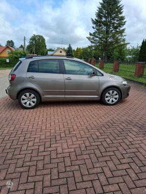 Brūns Volkswagen Golf Plus 2012 Ignalina, ar dzinēja tilpumu 1.60 L un nobraukumu 345 tūkst. km par 3000 €, foto 6 vietnē AUTOMOTO.COM.LV