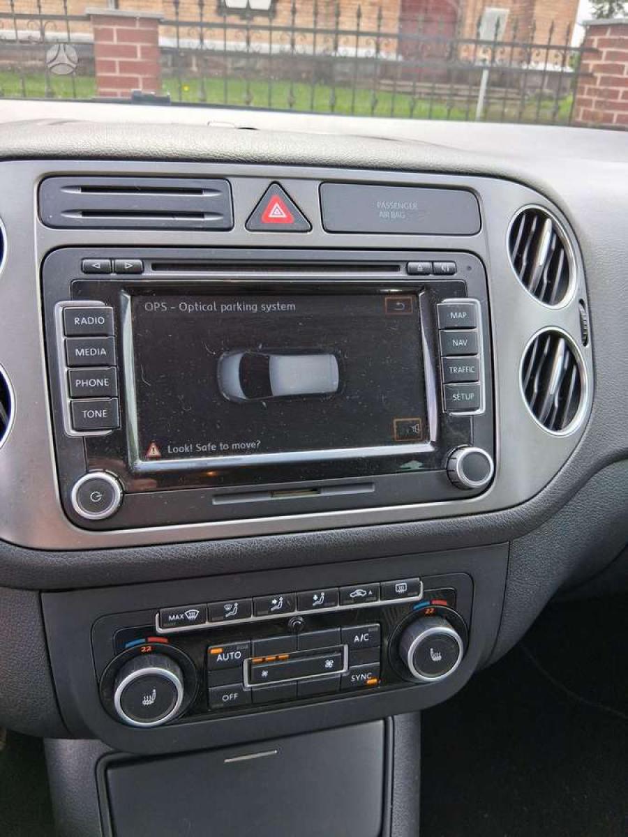 Brūns Volkswagen Golf Plus 2012 Ignalina, ar dzinēja tilpumu 1.60 L un nobraukumu 345 tūkst. km par 3000 €, foto 14 vietnē AUTOMOTO.COM.LV