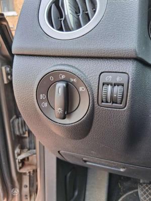 Brūns Volkswagen Golf Plus 2012 Ignalina, ar dzinēja tilpumu 1.60 L un nobraukumu 345 tūkst. km par 3000 €, foto 15 vietnē AUTOMOTO.COM.LV