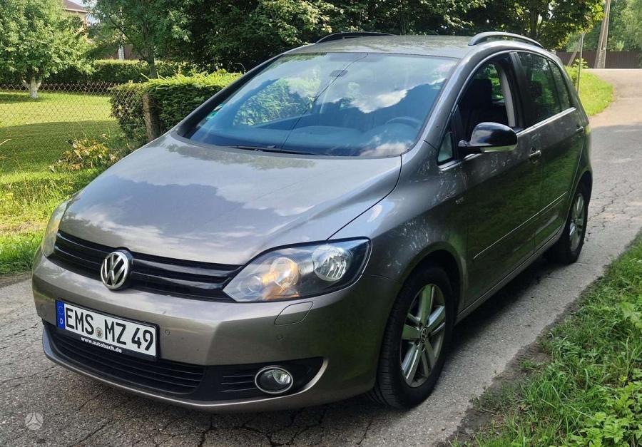 Brūns Volkswagen Golf Plus 2012 Raseiniai, ar dzinēja tilpumu 1.60 L un nobraukumu 245 tūkst. km par 4700 €, foto 1 vietnē AUTOMOTO.COM.LV