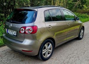 Brūns Volkswagen Golf Plus 2012 Raseiniai, ar dzinēja tilpumu 1.60 L un nobraukumu 245 tūkst. km par 4700 €, foto 16 vietnē AUTOMOTO.COM.LV