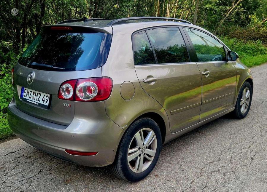 Brūns Volkswagen Golf Plus 2012 Raseiniai, ar dzinēja tilpumu 1.60 L un nobraukumu 245 tūkst. km par 4700 €, foto 16 vietnē AUTOMOTO.COM.LV