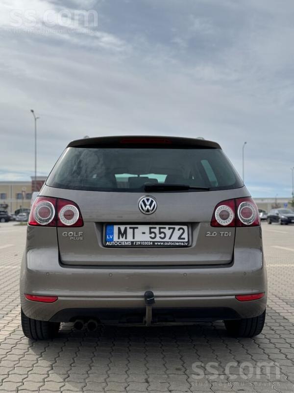 Brūns Volkswagen Golf Plus 2009 Rīga, ar dzinēja tilpumu 2.00 L un nobraukumu 243 tūkst. km par 5950 €, foto 5 vietnē AUTOMOTO.COM.LV