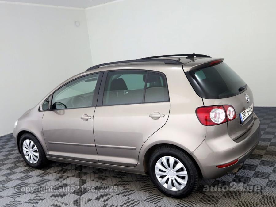 Brown Volkswagen Golf Plus 2009 in Tallinn, with an engine capacity of 2.00 L and mileage of 194 thousand km for 2999 €, photo 4 on AUTOMOTO.COM.LV