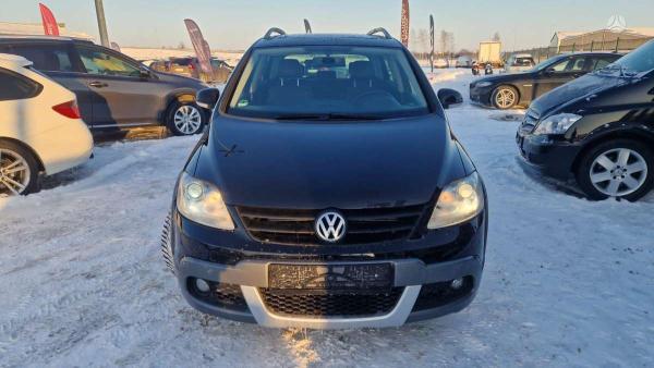 Melns Volkswagen Golf Plus Cross 2007 Marijampole, ar dzinēja tilpumu 1.97 L un nobraukumu 201 tūkst. km par 4990 €, foto 4 vietnē AUTOMOTO.COM.LV