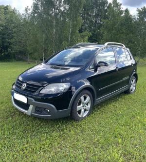 Melns Volkswagen Golf Plus Cross 2007 Viļņa, ar dzinēja tilpumu 1.97 L un nobraukumu 242 tūkst. km par 3200 €, foto 3 vietnē AUTOMOTO.COM.LV