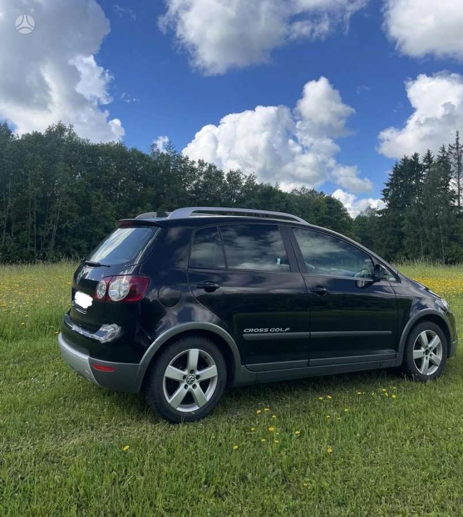 Melns Volkswagen Golf Plus Cross 2007 Viļņa, ar dzinēja tilpumu 1.97 L un nobraukumu 242 tūkst. km par 3200 €, foto 5 vietnē AUTOMOTO.COM.LV