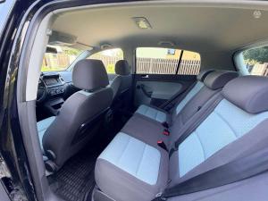 Black Volkswagen Golf Plus Cross 2007 in Vilnius, with an engine capacity of 1.39 L and mileage of 233 thousand km for 3650 €, photo 9 on AUTOMOTO.COM.LV