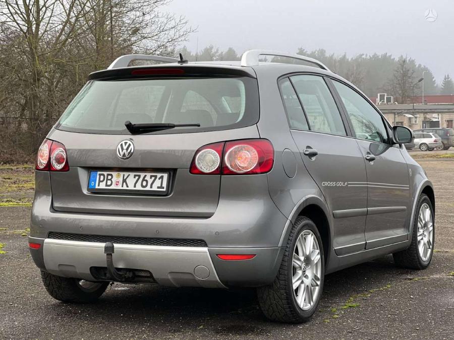 Pelēks Volkswagen Golf Plus Cross 2007 Utena, ar dzinēja tilpumu 1.90 L un nobraukumu 244 tūkst. km par 4999 €, foto 6 vietnē AUTOMOTO.COM.LV