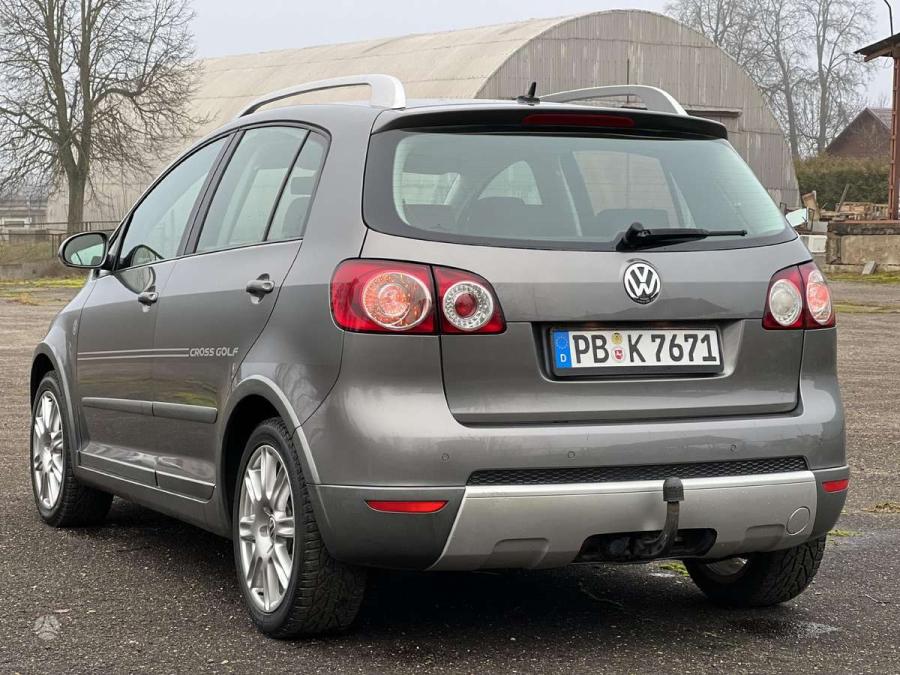 Pelēks Volkswagen Golf Plus Cross 2007 Utena, ar dzinēja tilpumu 1.90 L un nobraukumu 244 tūkst. km par 4999 €, foto 8 vietnē AUTOMOTO.COM.LV
