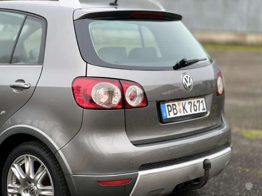 Pelēks Volkswagen Golf Plus Cross 2007 Utena, ar dzinēja tilpumu 1.90 L un nobraukumu 244 tūkst. km par 4999 €, foto 9 vietnē AUTOMOTO.COM.LV
