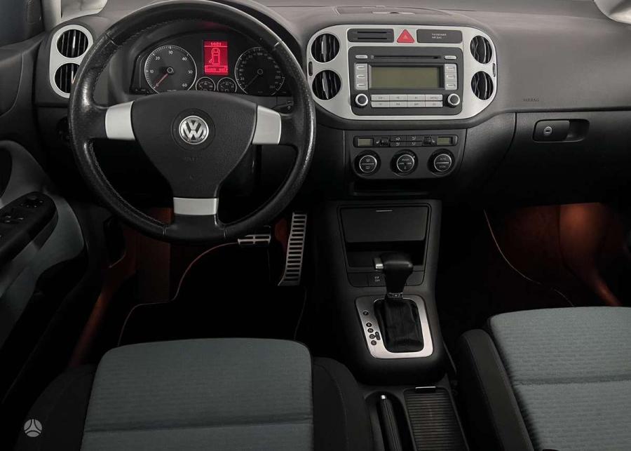 Pelēks Volkswagen Golf Plus Cross 2007 Utena, ar dzinēja tilpumu 1.90 L un nobraukumu 244 tūkst. km par 4999 €, foto 12 vietnē AUTOMOTO.COM.LV
