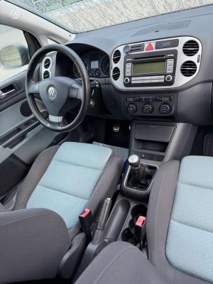 Pelēks Volkswagen Golf Plus Cross 2007 Kauņa, ar dzinēja tilpumu 1.90 L un nobraukumu 239 tūkst. km par 2800 €, foto 8 vietnē AUTOMOTO.COM.LV