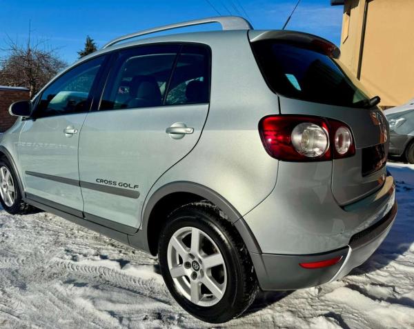 Pelēks Volkswagen Golf Plus Cross 2009 Marijampole, ar dzinēja tilpumu 1.97 L un nobraukumu 279 tūkst. km par 4600 €, foto 9 vietnē AUTOMOTO.COM.LV