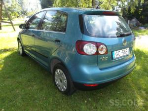 Zaļš Volkswagen Golf Plus 2006 Jelgava, ar dzinēja tilpumu 1.60 L un nobraukumu 250 tūkst. km par 1750 €, foto 4 vietnē AUTOMOTO.COM.LV