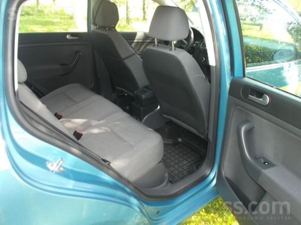 Zaļš Volkswagen Golf Plus 2006 Jelgava, ar dzinēja tilpumu 1.60 L un nobraukumu 250 tūkst. km par 1750 €, foto 8 vietnē AUTOMOTO.COM.LV