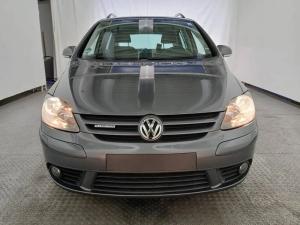 Zaļš Volkswagen Golf Plus 2008 Limbaži, ar dzinēja tilpumu 1.90 L un nobraukumu 317 tūkst. km par 3950 €, foto 3 vietnē AUTOMOTO.COM.LV