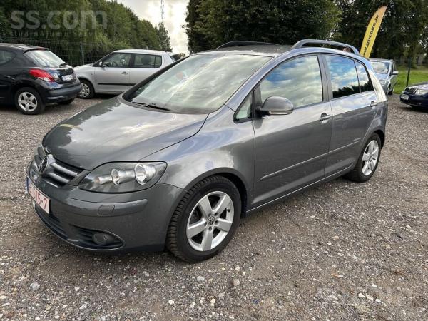 Zaļš Volkswagen Golf Plus 2008 Limbaži, ar dzinēja tilpumu 1.90 L un nobraukumu 317 tūkst. km par 3950 €, foto 1 vietnē AUTOMOTO.COM.LV