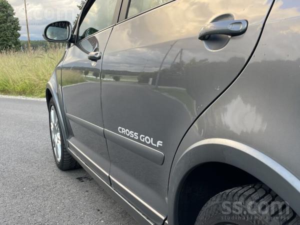 Grey Volkswagen Golf Plus 2007 in Limbazi, with an engine capacity of 2.00 L and mileage of 203 thousand km for 4650 €, photo 5 on AUTOMOTO.COM.LV