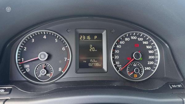 Grey Volkswagen Golf Plus 2010 in Marijampole, with an engine capacity of 1.40 L and mileage of 183 thousand km for 5150 €, photo 10 on AUTOMOTO.COM.LV